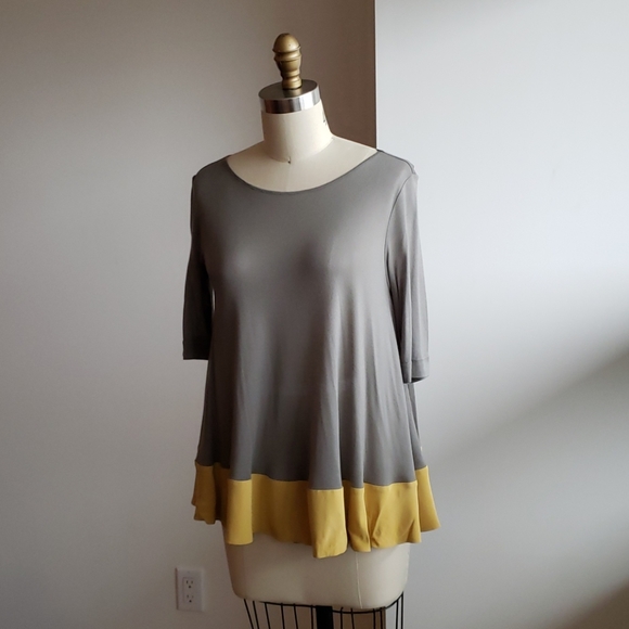 Theory | Tops | Theory Colorblock Swing Top | Poshmark